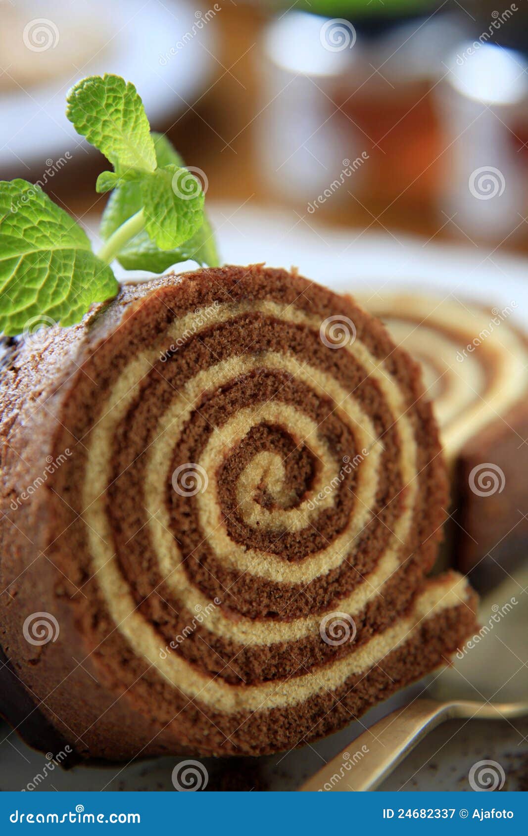 Sponge cake roll stock image. Image of cake, food, chocolate - 24682337
