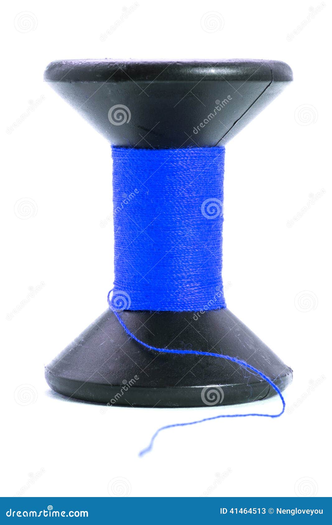 Spoo rojo del hilo imagen de archivo. Imagen de cierre - 41464513