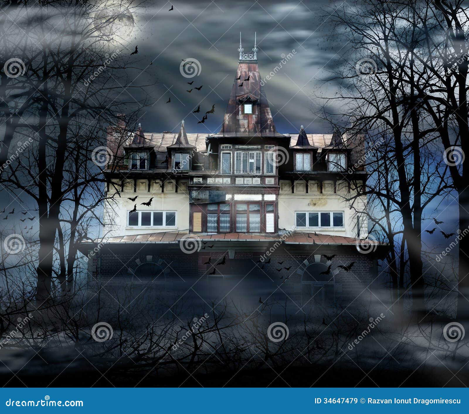 Spookhuis stock afbeelding. Image of spook, bewolkt, vakantie - 34647479