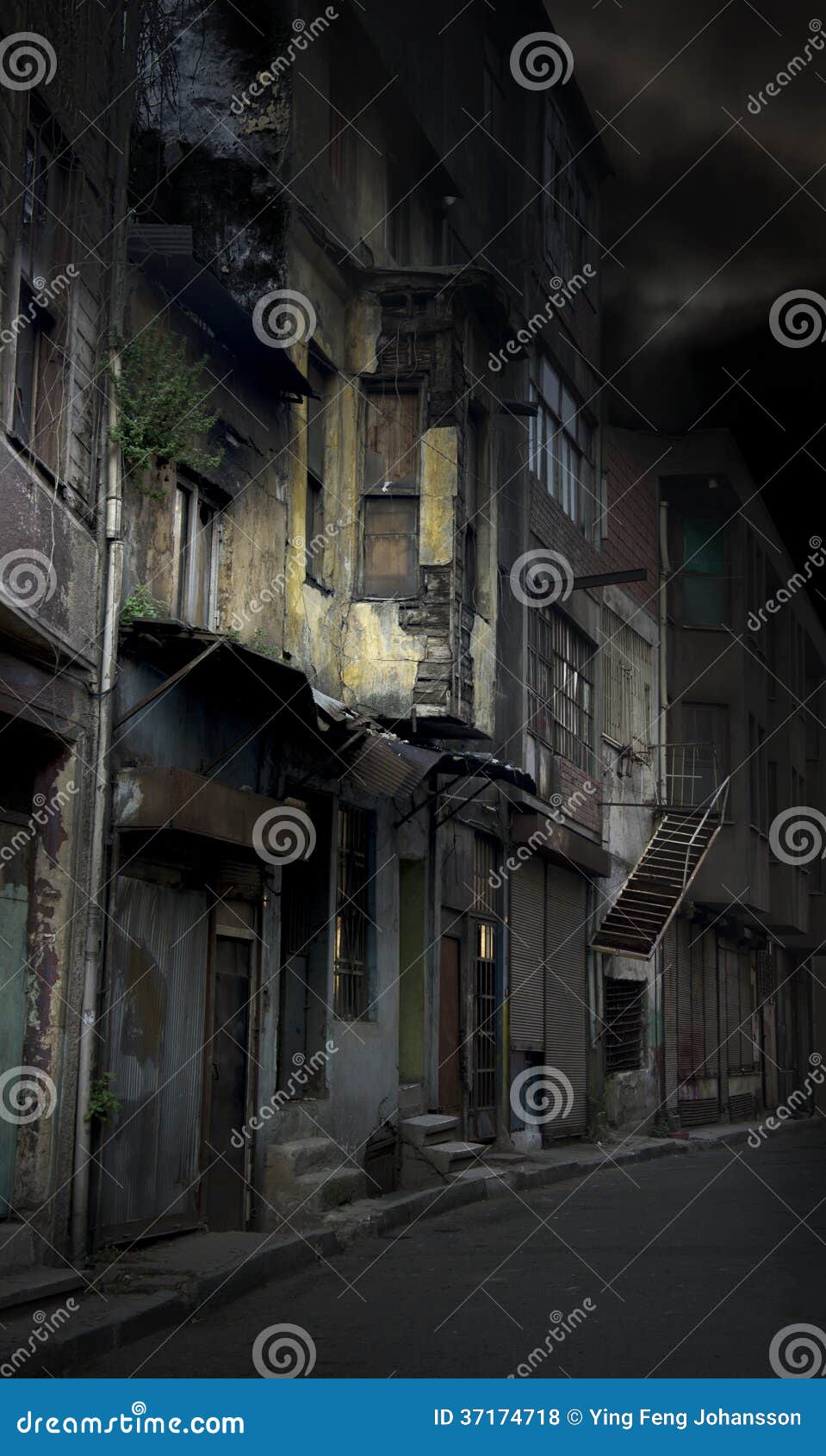 Spooky alley stock photo. Image of scary, alley, dangerous - 37174718