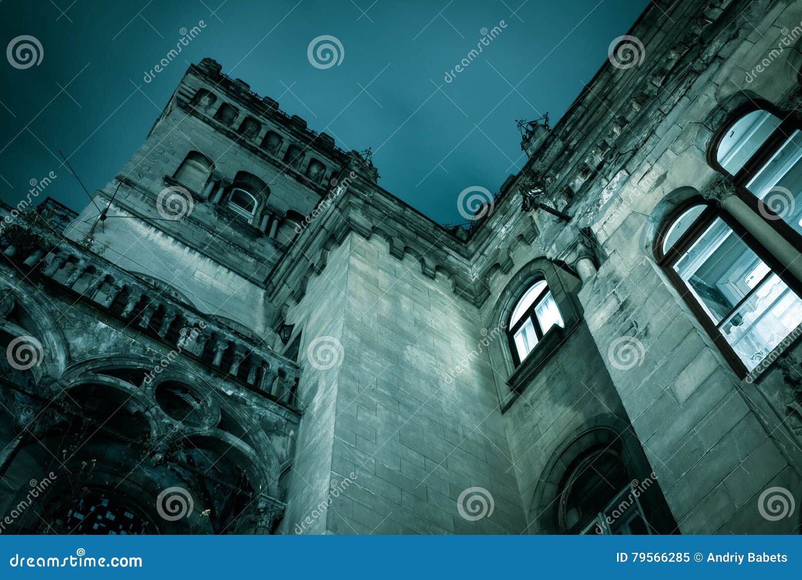 Spooky Dark Castle House Hallowen Stock Image - Image of abandoned ...
