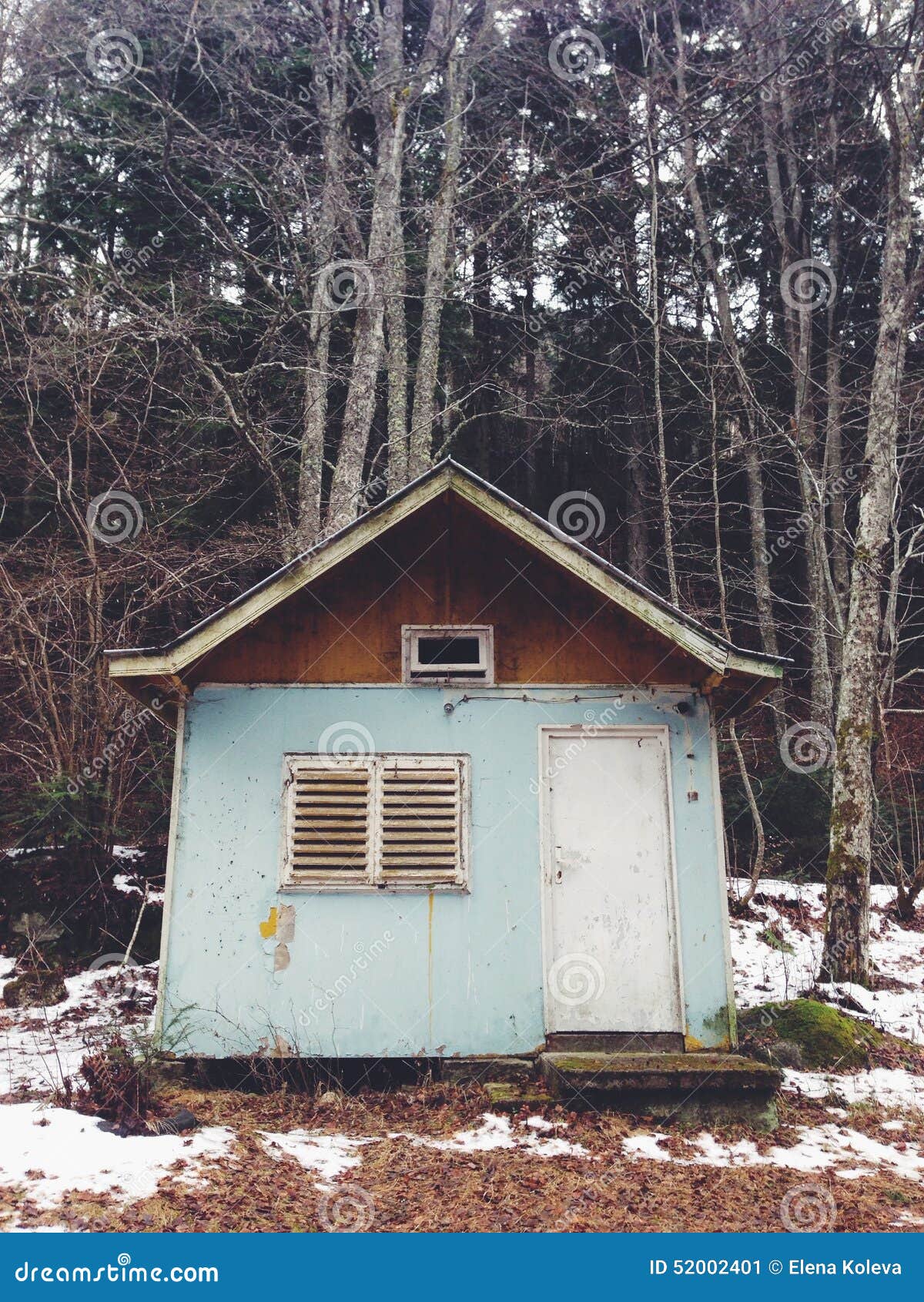 Spooky old cabin stock image. Image of abandoned, spooky - 52002401