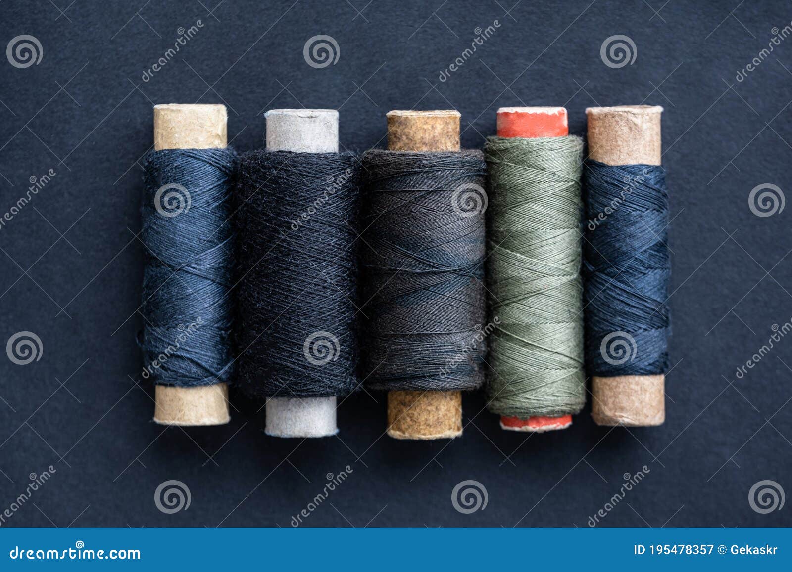 Spools Set with Retro Threads Stock Image - Image of size, equipment ...