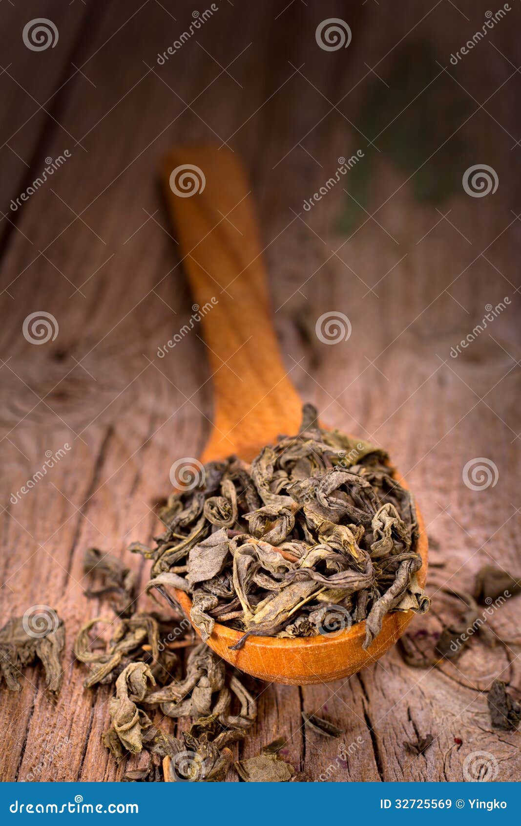 Spoon with Green Tea on Wood Stock Image - Image of healthy, industry ...