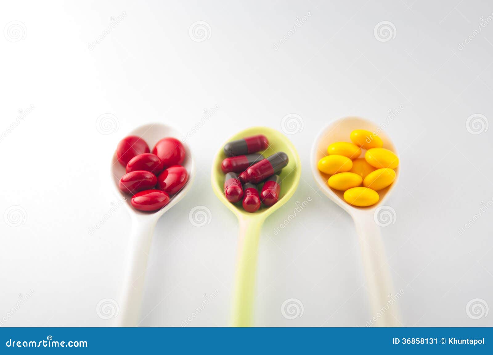 Spoon with Tablet and Capsule Stock Image - Image of group, healthcare ...