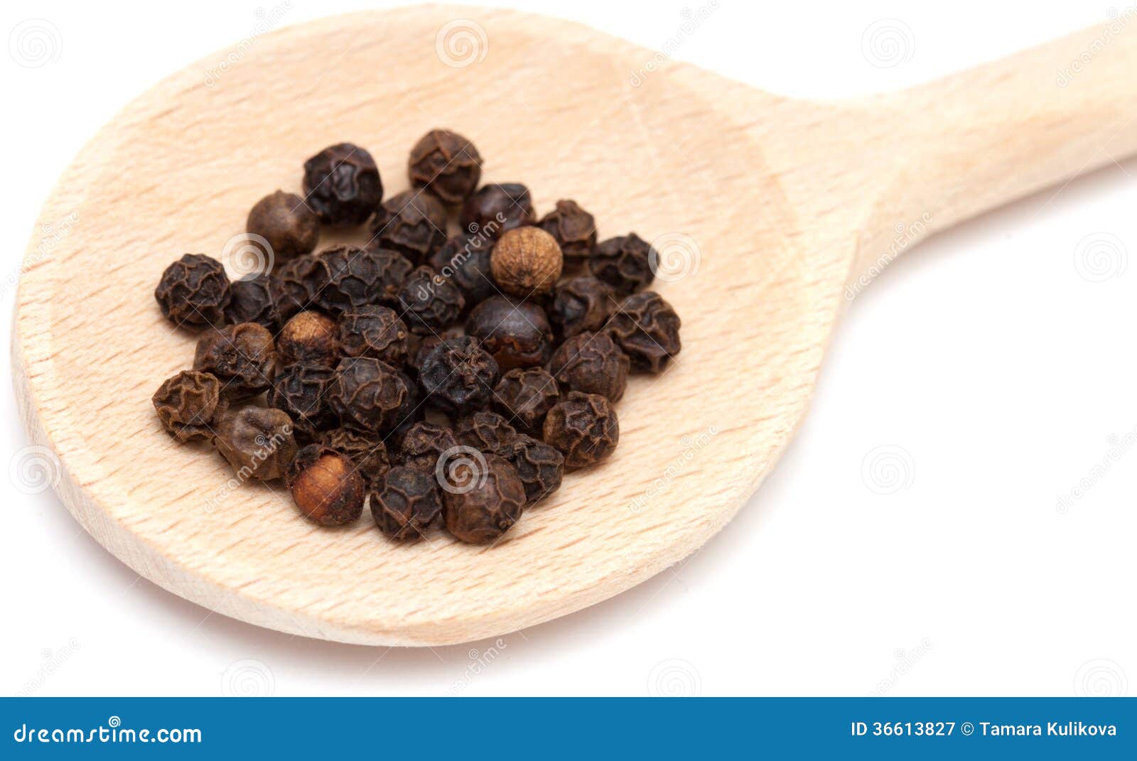 Spoonfull of pepper stock image. Image of peppercorns - 36613827