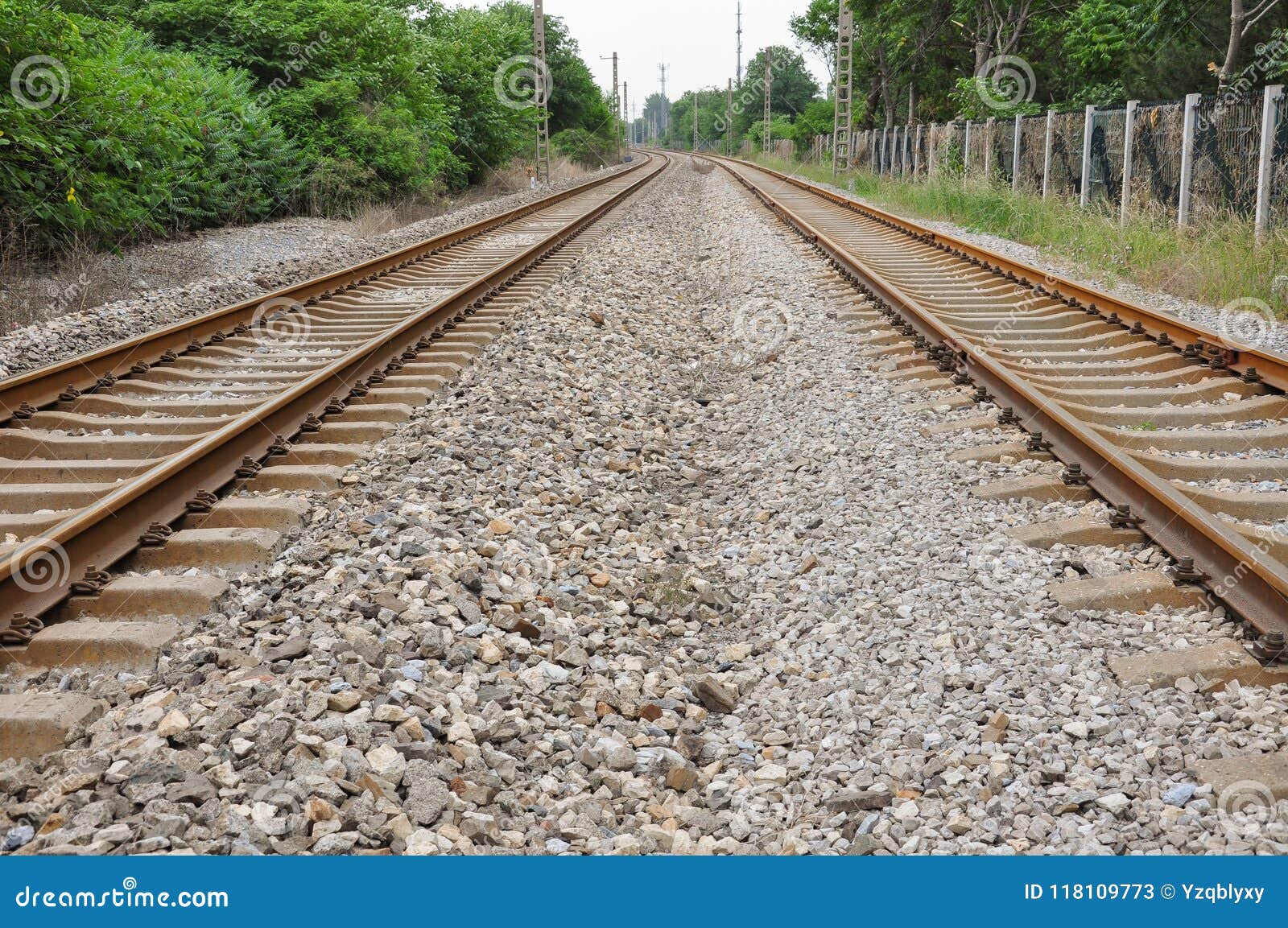 Spoorweg stock afbeelding. Image of spoor, reis, patroon - 118109773