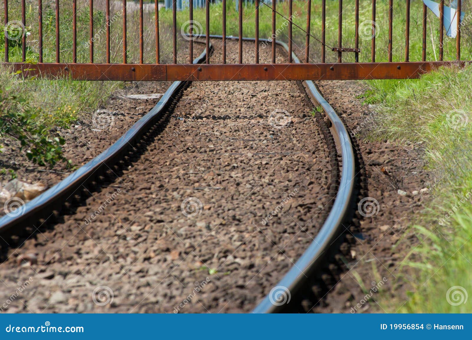 Spoorweg stock foto. Image of spoorweg, geëindigd, eind - 19956854