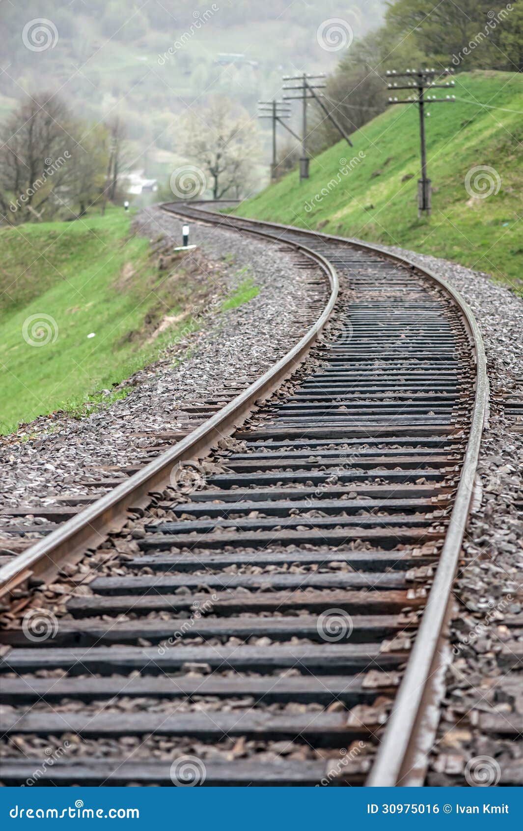 Spoorweg stock foto. Image of verkeer, rust, spoorweg - 30975016