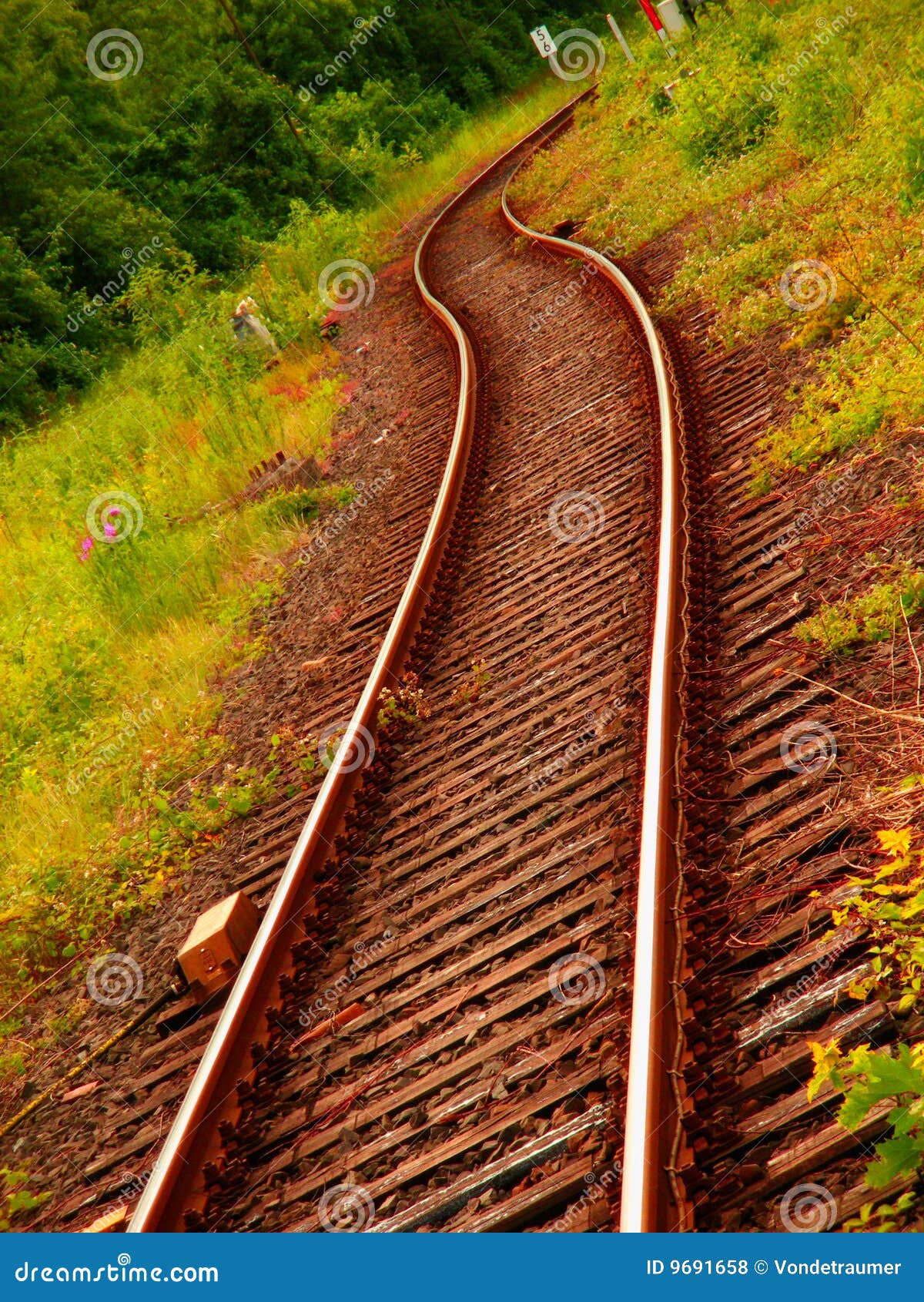 Spoorweg/sporen stock foto. Image of zwart, ontwerp, horizontaal - 9691658