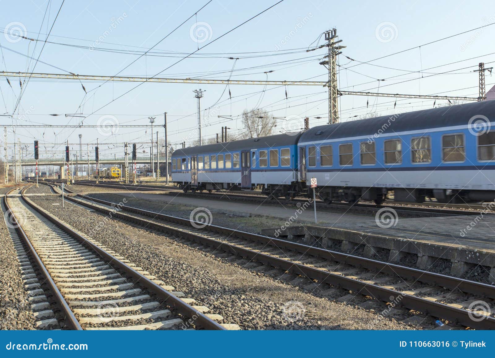 Spoorwegen stock foto. Image of spoorwegen, macht, signalering - 110663016