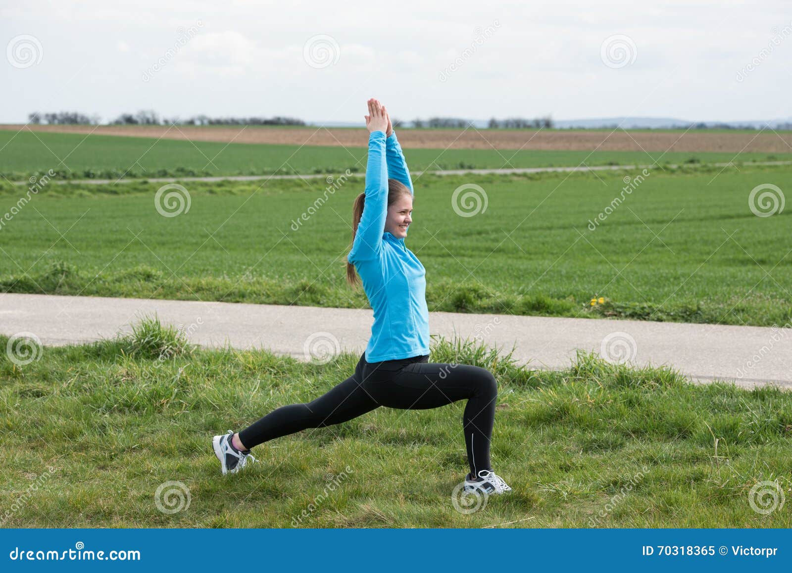 Sport Woman Stetching Outdoors Stock Image - Image of girl, outdoor ...