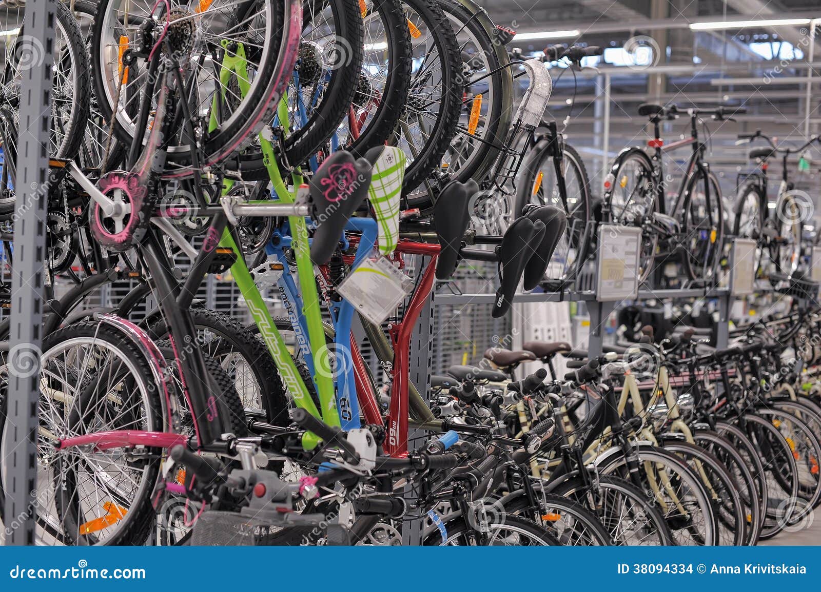 Sporting goods store bikes editorial stock image. Image of commercial ...