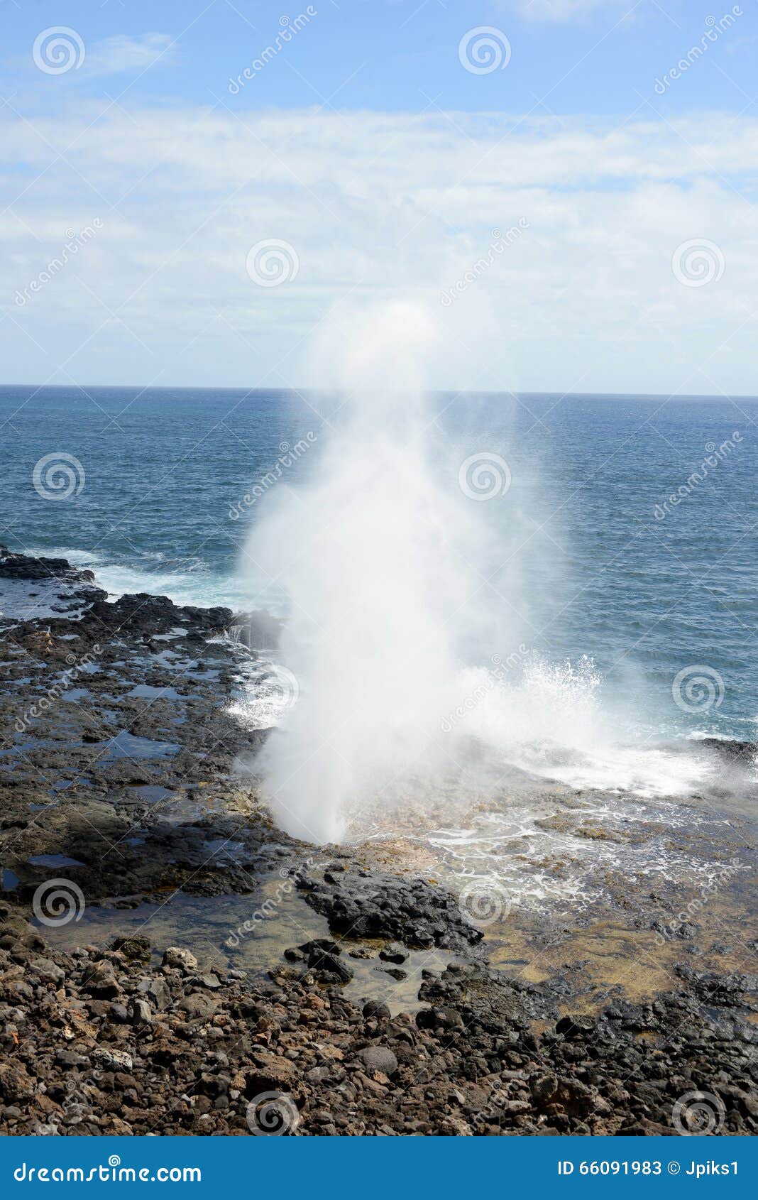 Spouting Horn stock image. Image of horizon, tropical - 66091983