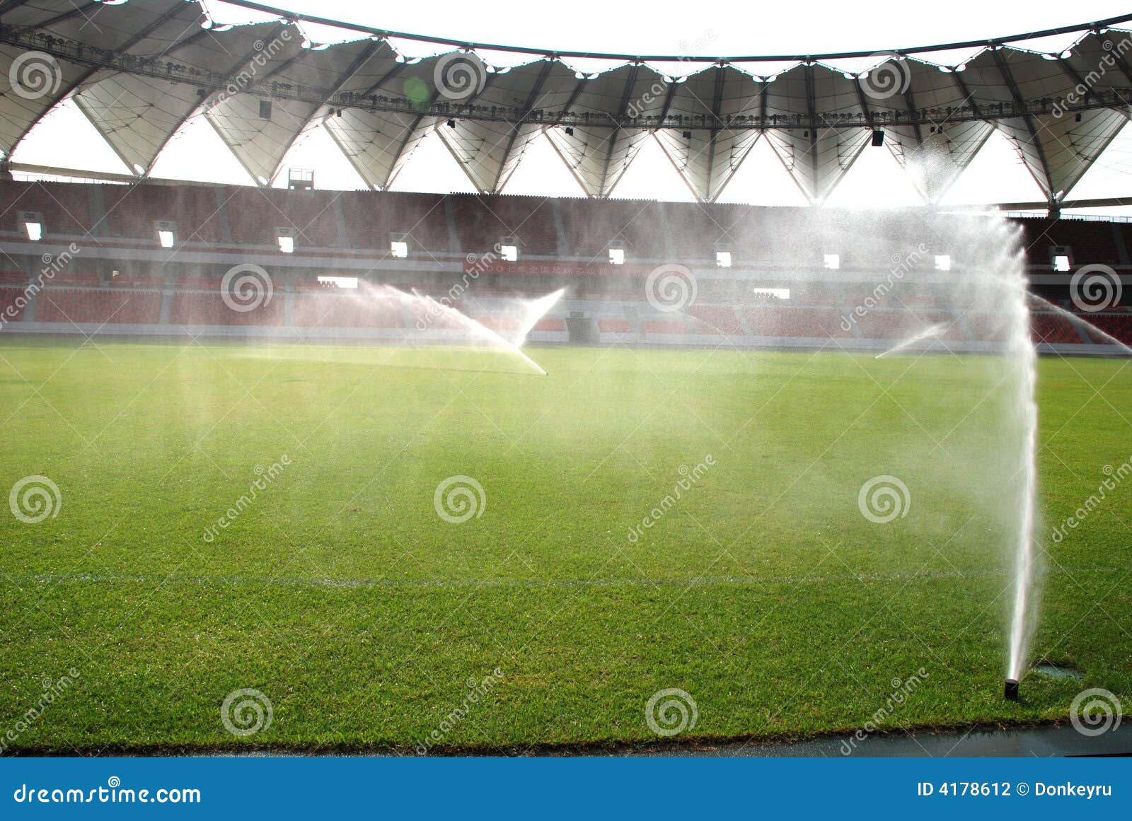 Spraying water stock photo. Image of curves, grand, evacuated - 4178612