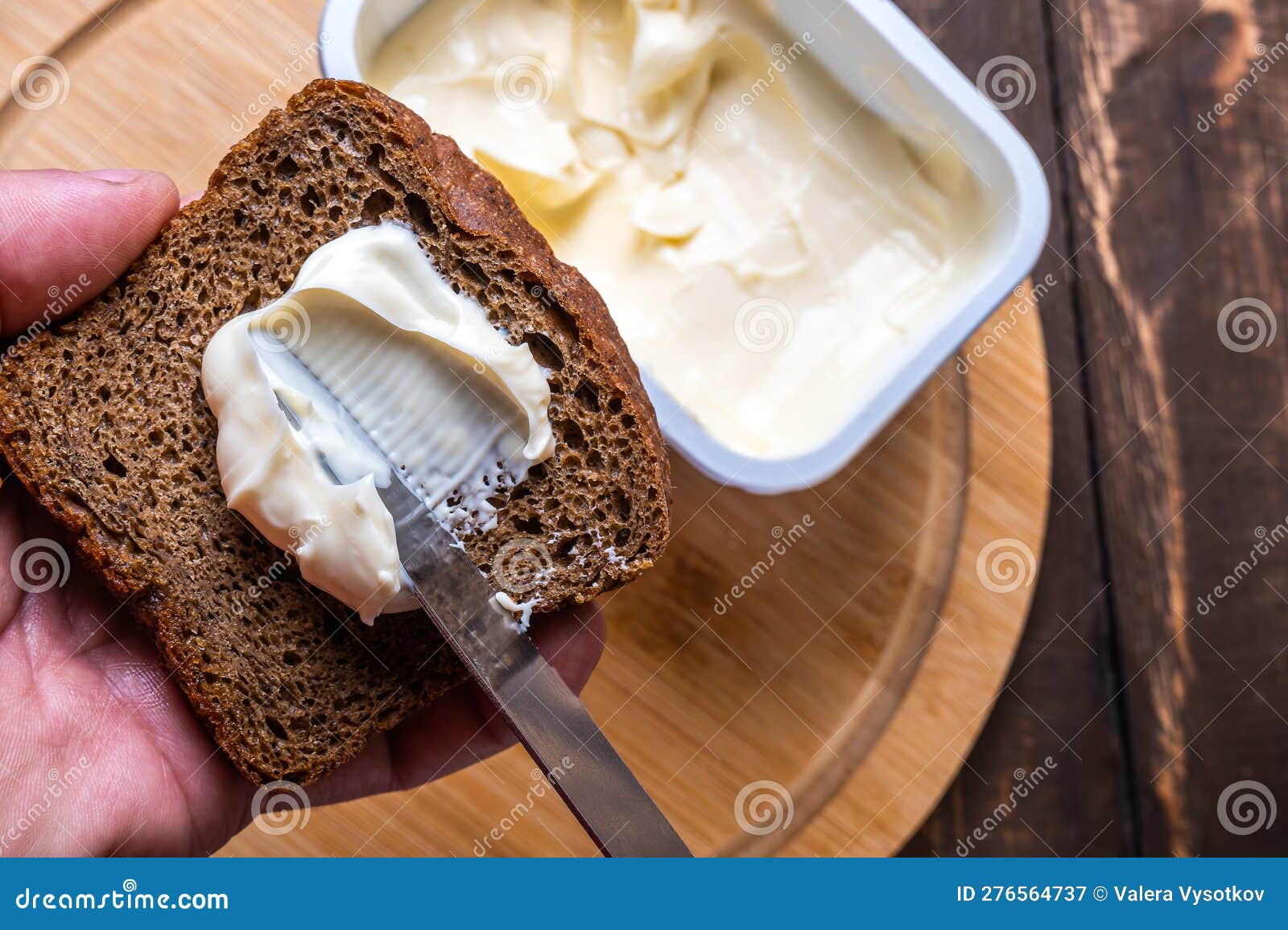 Spread the Melted Cheese on Bread Stock Image - Image of dessert, sweet ...
