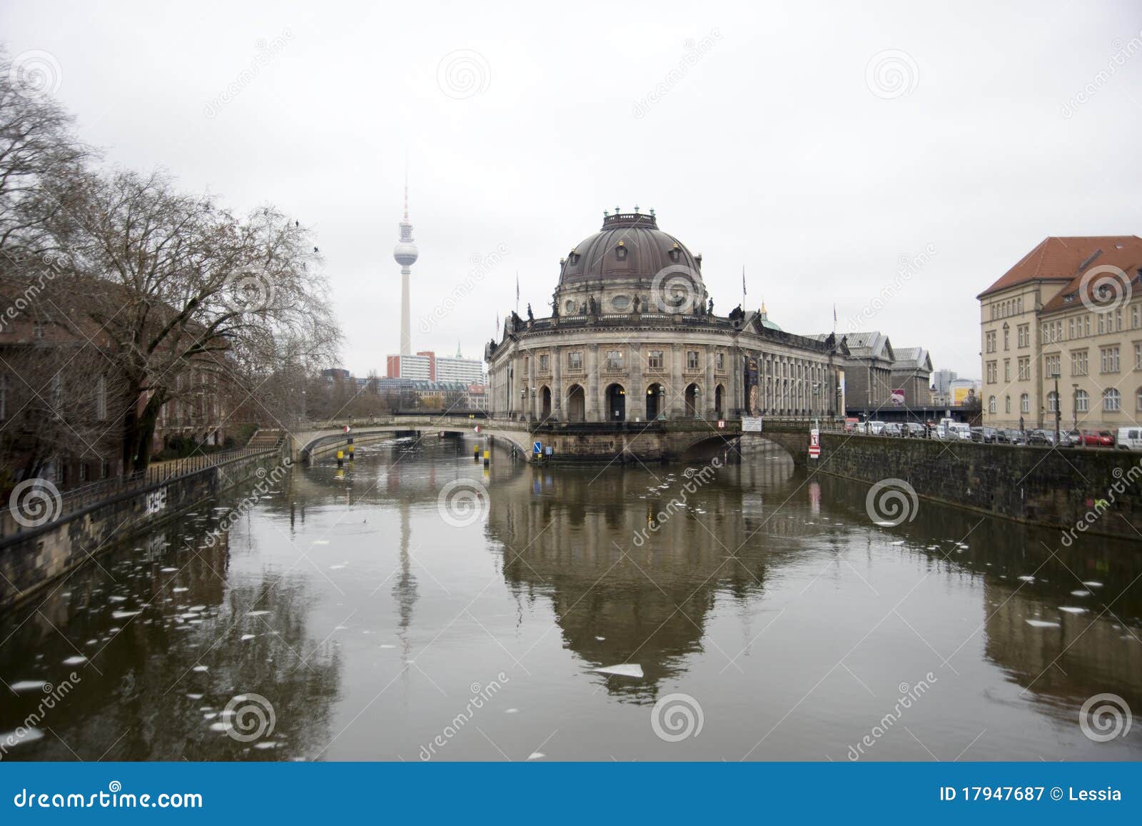 Spree in Berlin stock image. Image of center, fernsehturm - 17947687