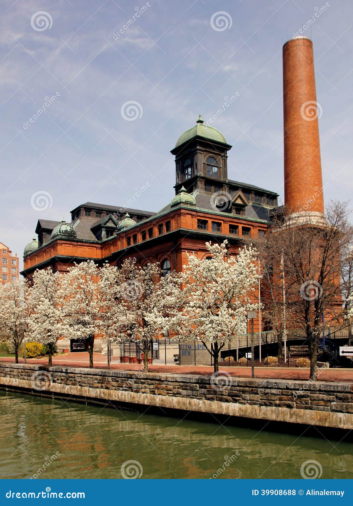 Spring in Baltimore MD stock photo. Image of building - 39908688