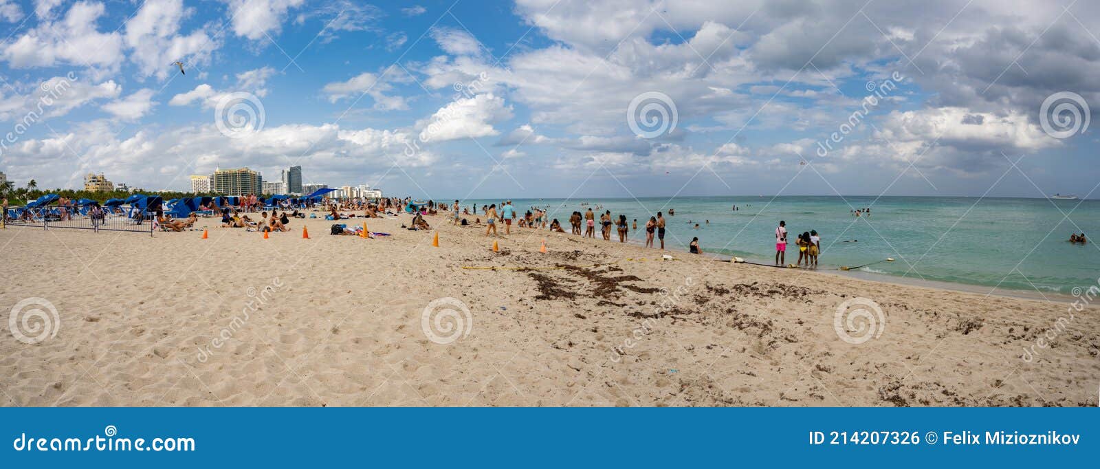 2021 Spring Break Crowds in Miami Beach Florida USA Editorial Photo ...