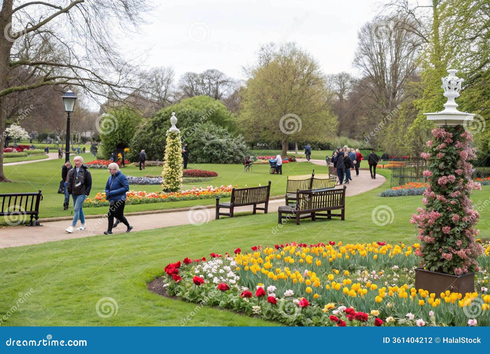 Spring in English Garden London Hyde Park Stock Illustration ...