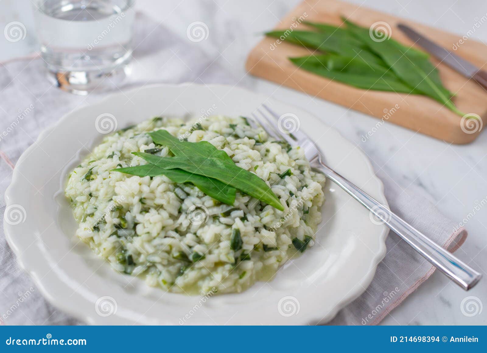 Spring Food; Delicious Risotto with Asparagus and Wild Garlic Stock ...