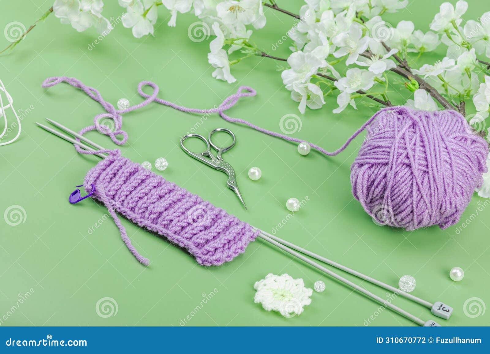 Spring Knitting Concept. Pattern Example, Traditional Tools, Ball of ...