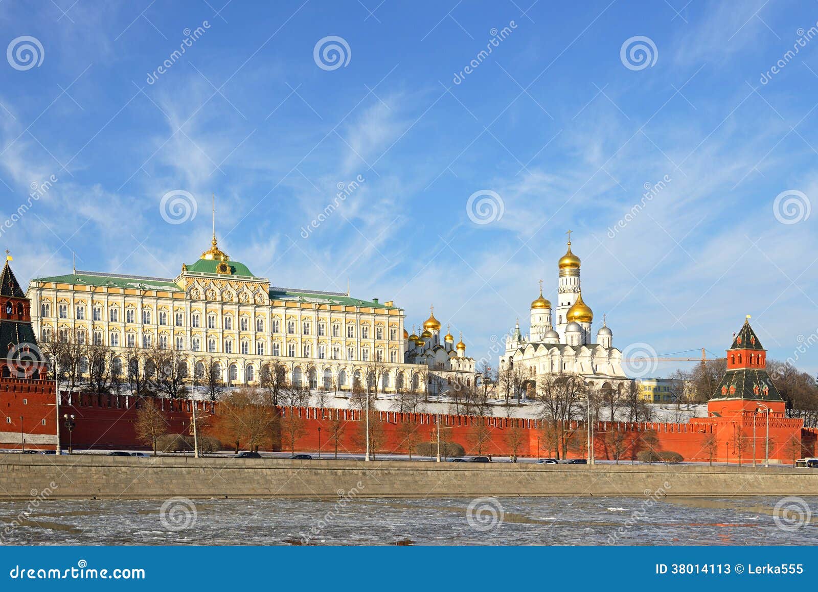 Spring in Moscow, Russia stock image. Image of melting - 38014113