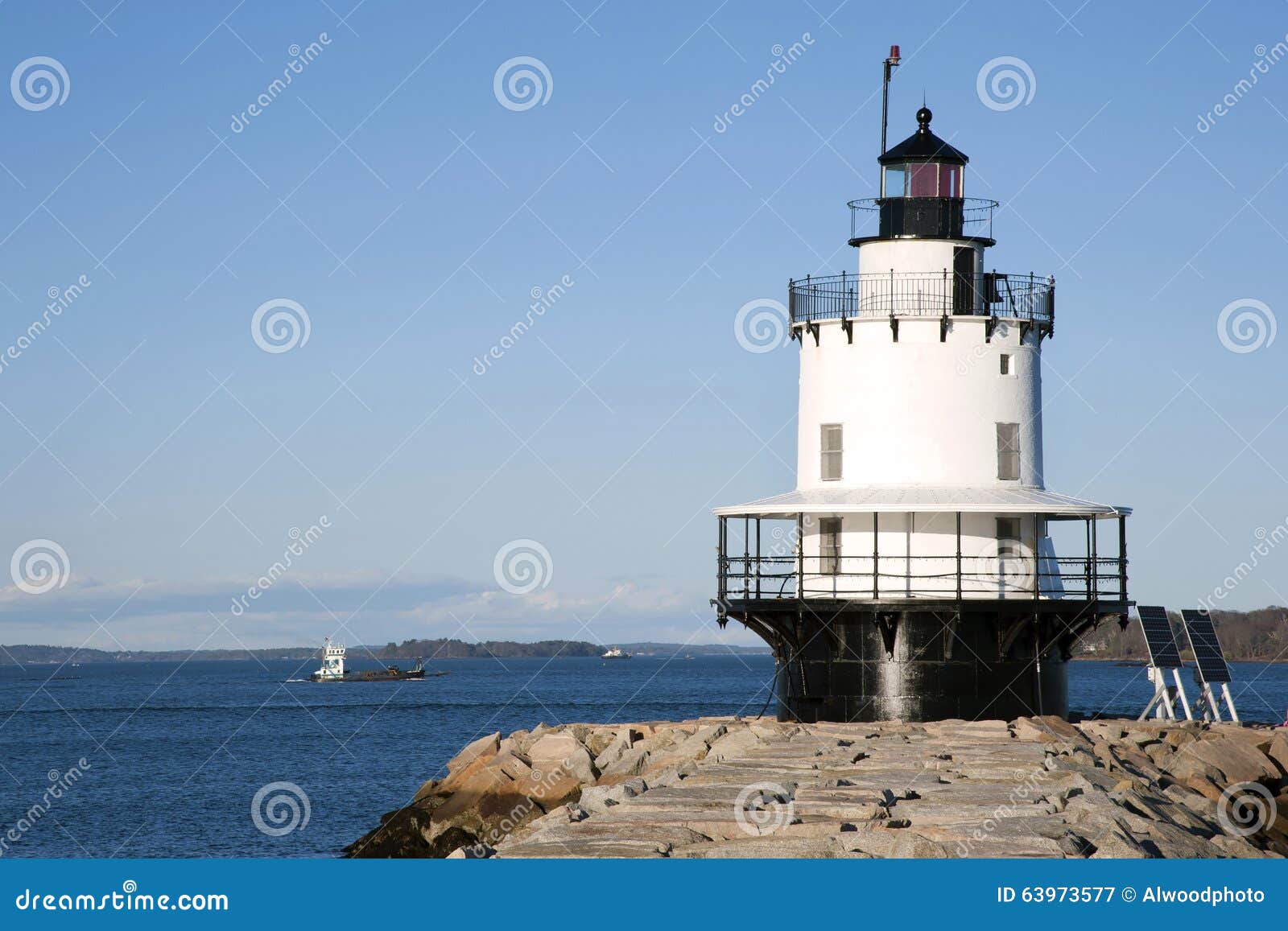 Spring Point Lighthouse Guides Mariners into Portland Harbor Stock ...