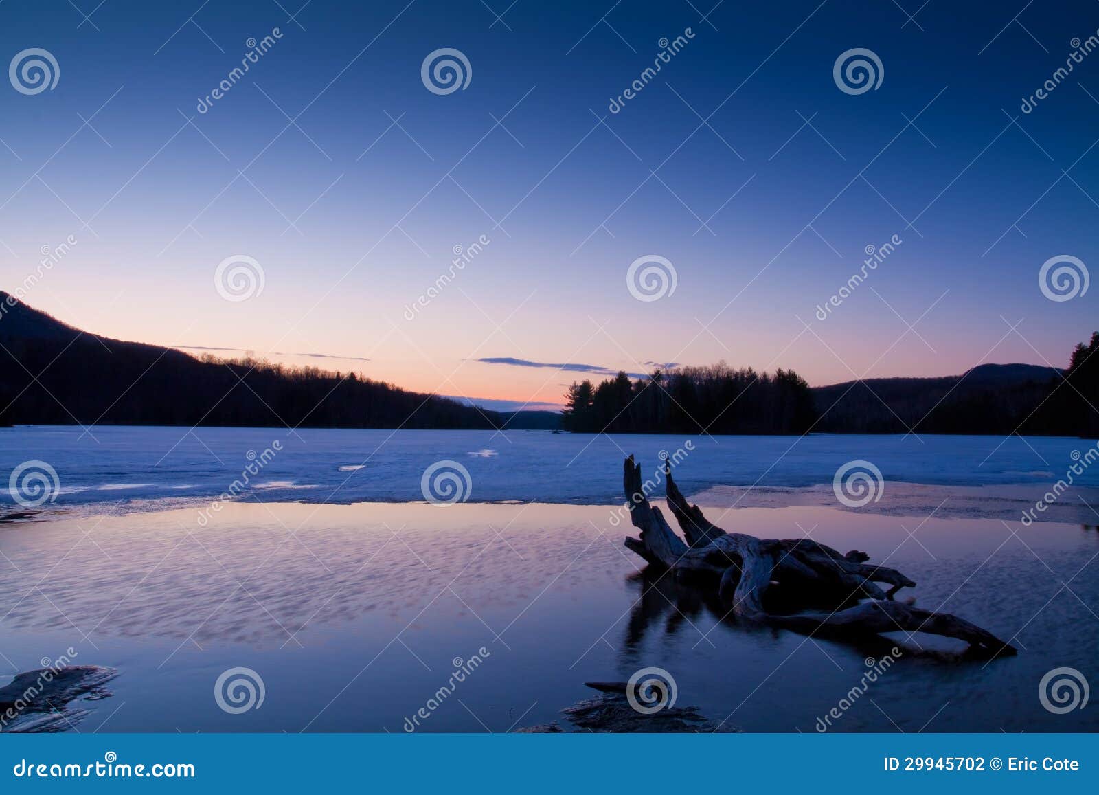 Beautiful spring sunset stock photo. Image of water, outdoors - 29945702