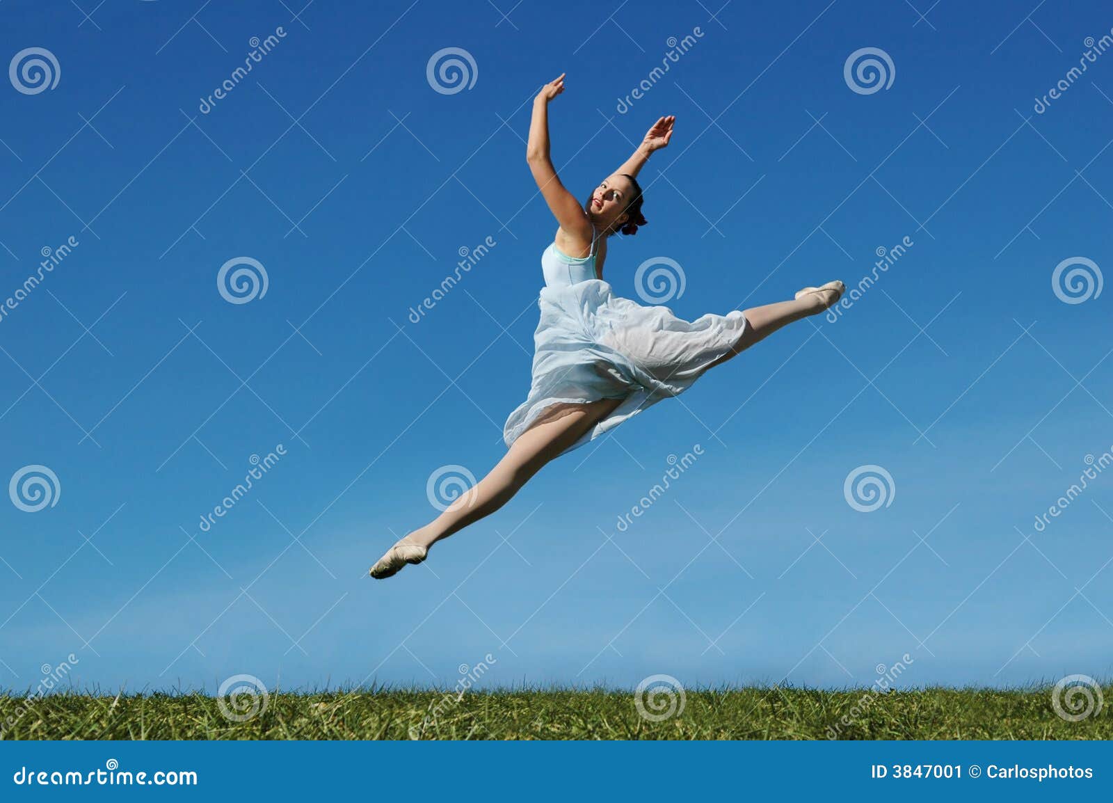 Springende Ballerina stockbild. Bild von leute, freundlich - 3847001