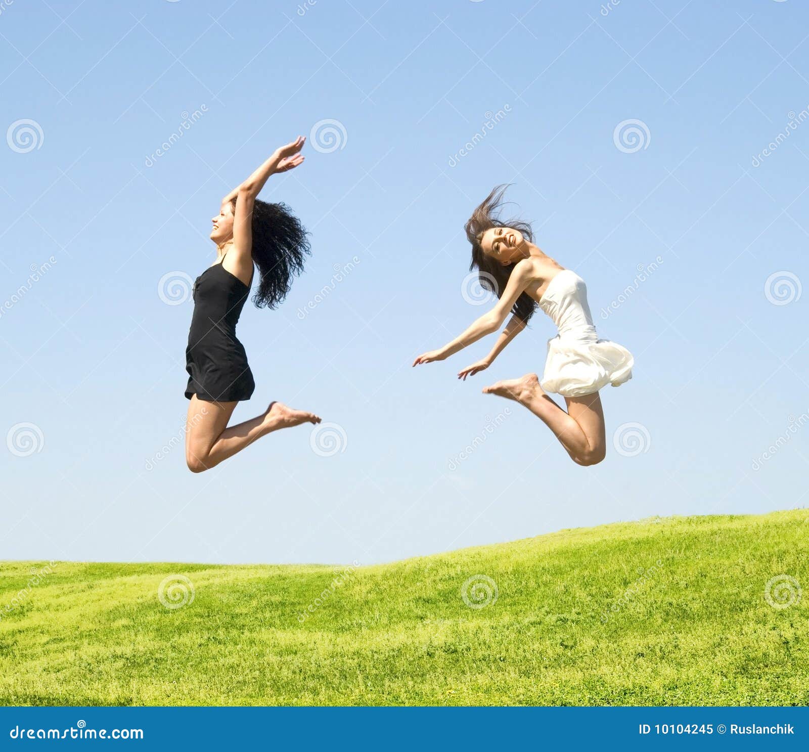 Springende Frau zwei stockbild. Bild von karosserie, freude - 10104245