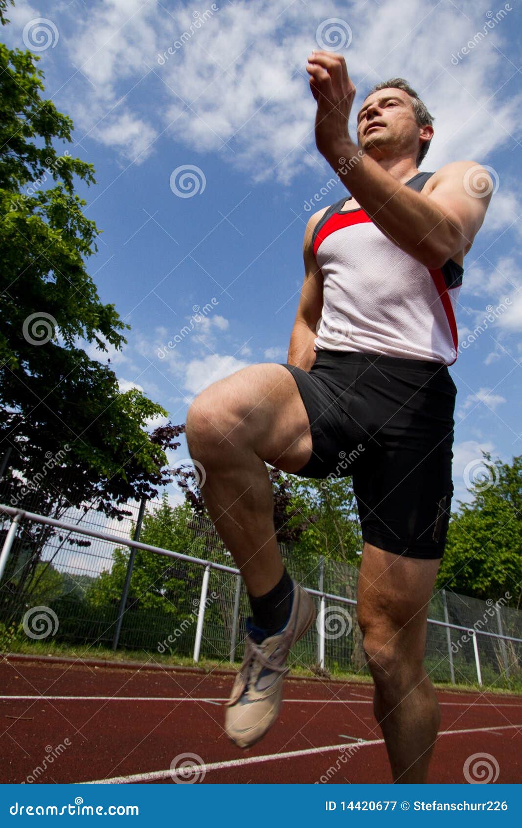 Sprinter Picture. Image: 14420677