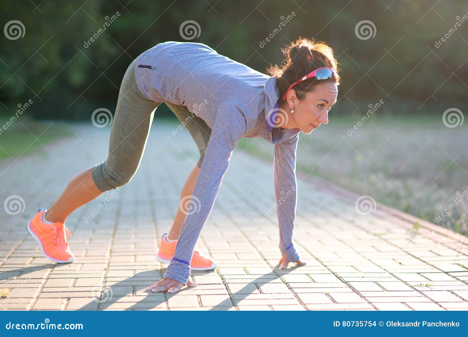 Sprinter Start Position on the Track. Jogging Sport Stock Photo - Image ...
