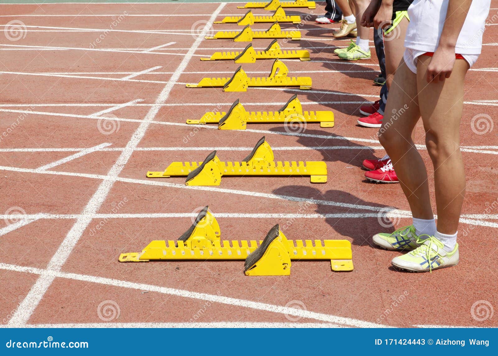 Sprint start stock image. Image of runner, shoe, muscle - 171424443
