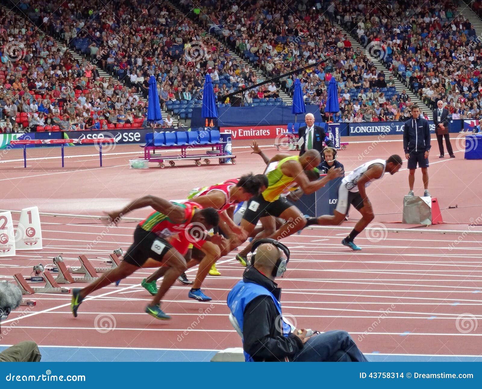 Sprinters editorial stock image. Image of competition - 43758314