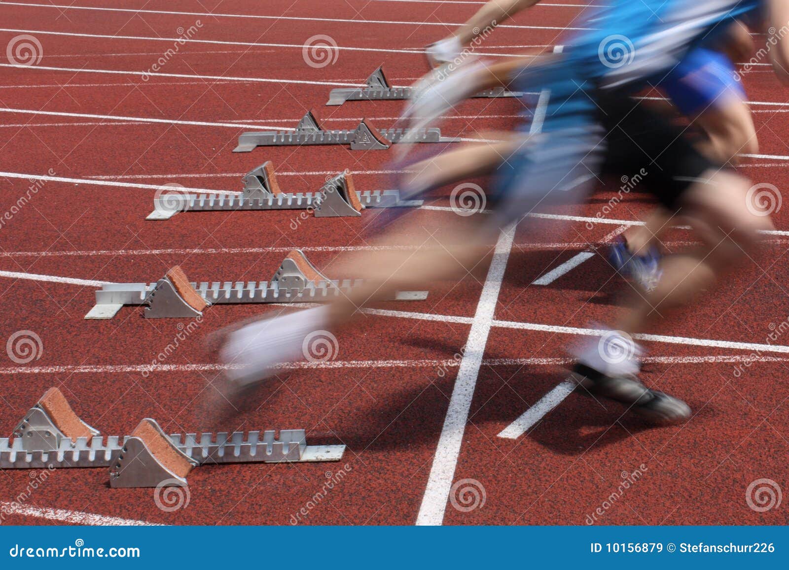 Sprintstart stock image. Image of runner, fitness, start - 10156879