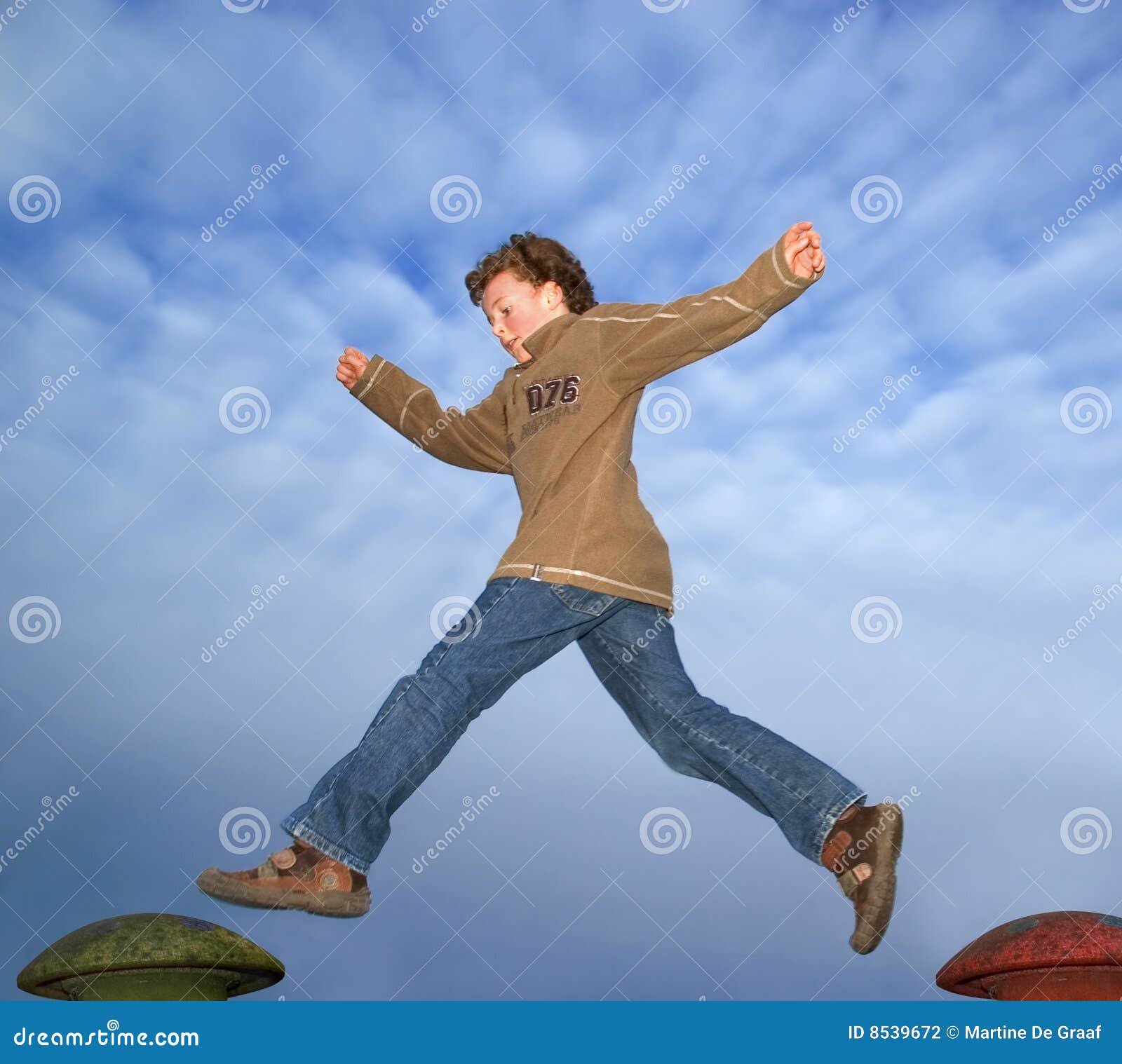 Sprung! stockfoto. Bild von verlassen, junge, riskant - 8539672