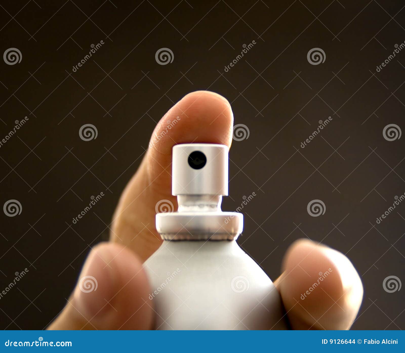 Spruzzo fotografia stock. Immagine di smalto, isolato - 9126644