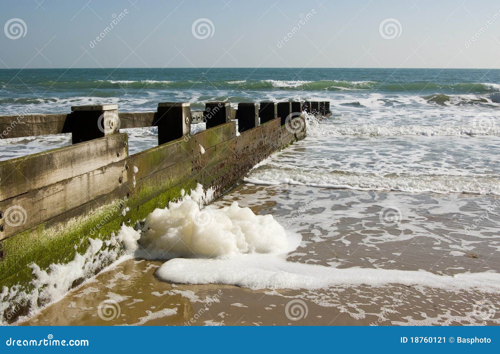 Spume on groyne, Dorset stock image. Image of groyne - 18760121