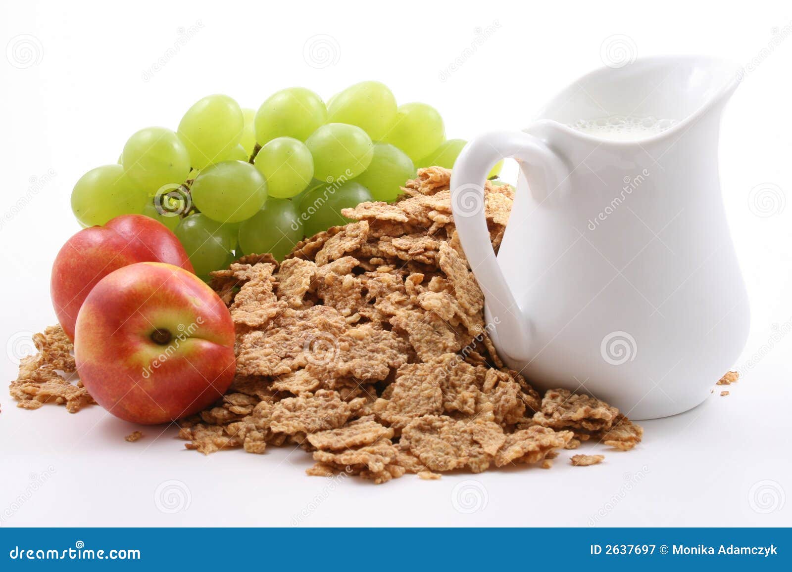 Spuntino sano immagine stock. Immagine di nutrizione, pesca - 2637697