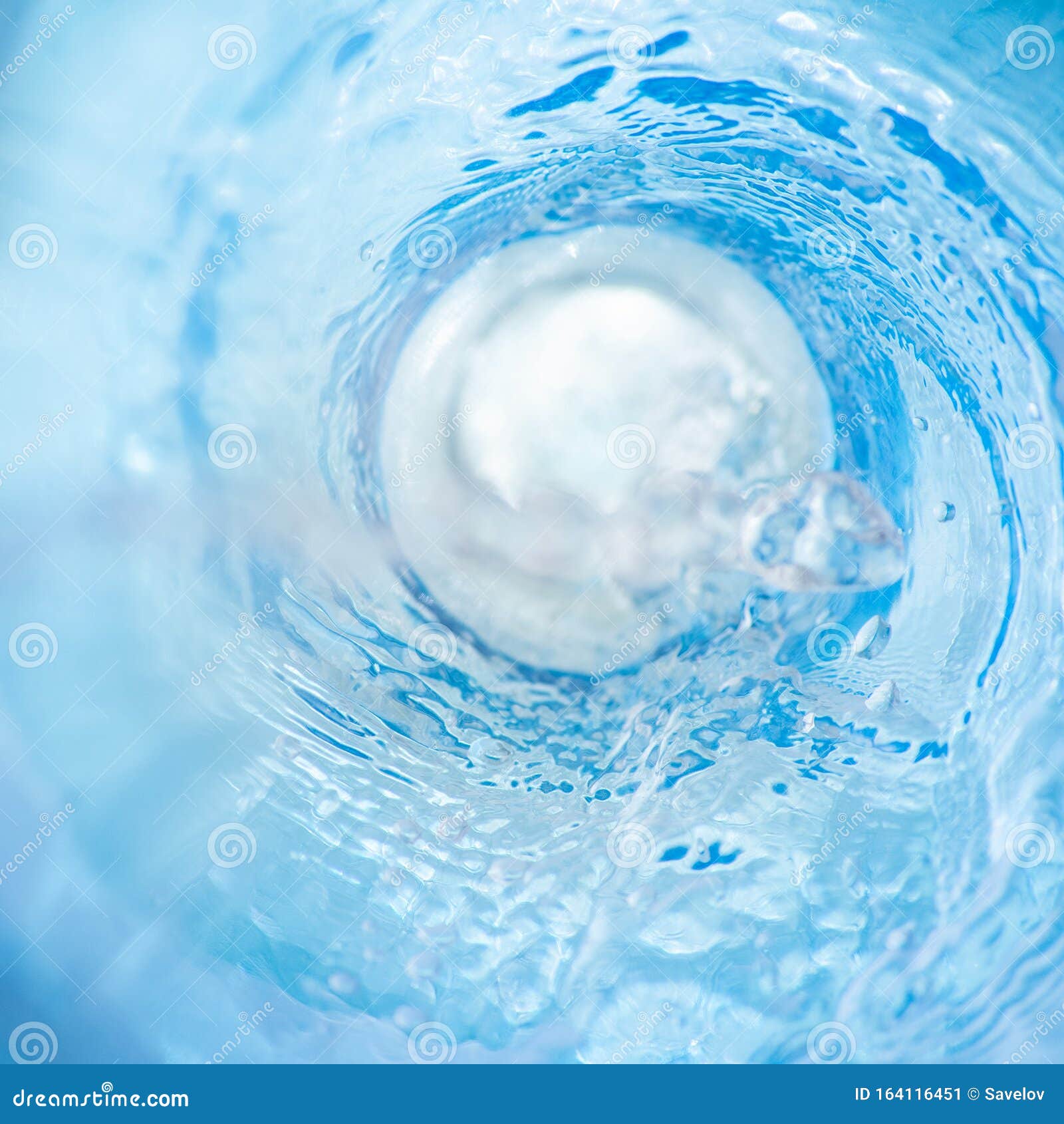 The Drain Of The Drain Is Splashing And Looks Like A Flower Stock ...