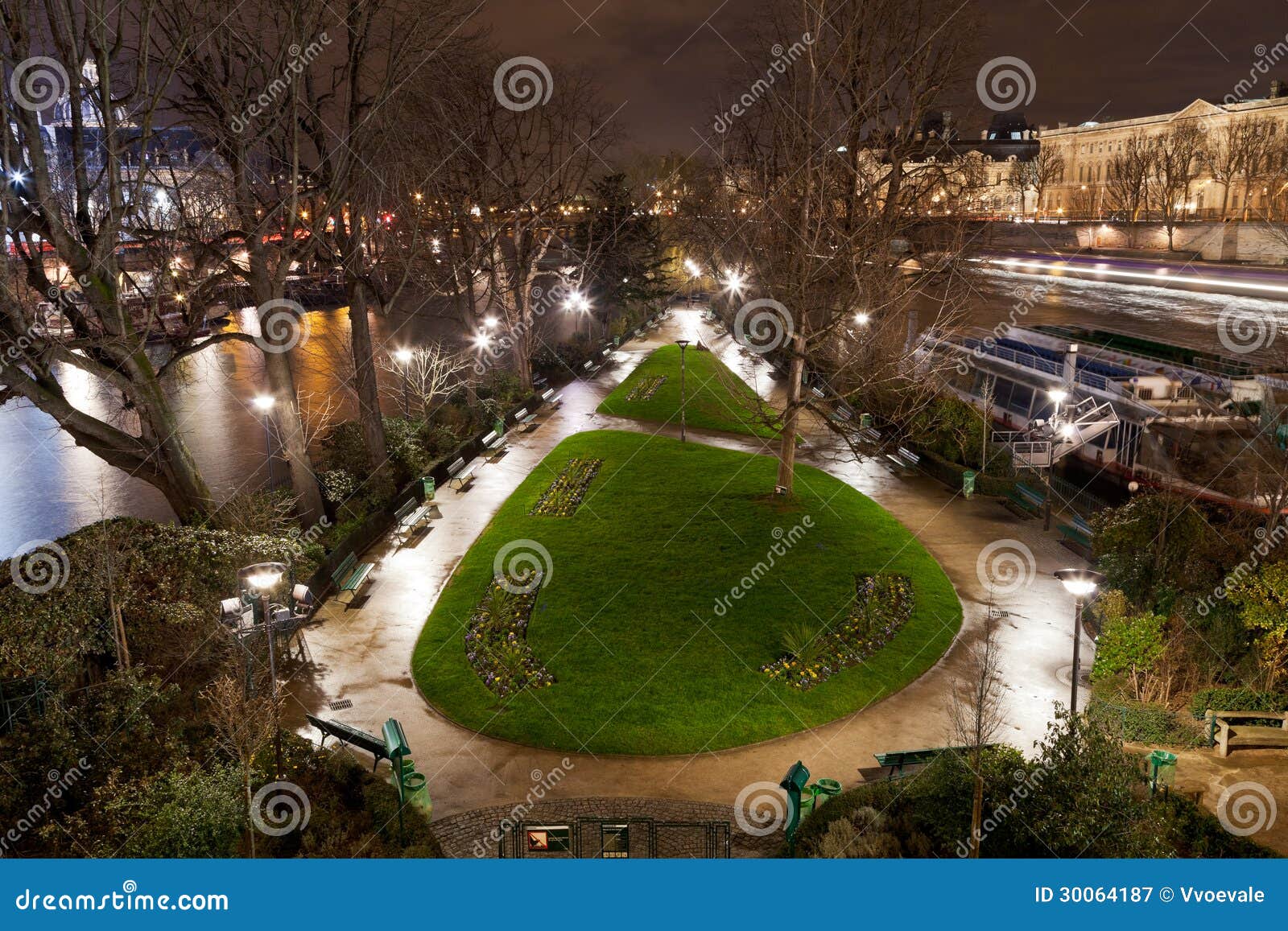 Square Du Vert-Galant in Paris Stock Image - Image of march, french ...