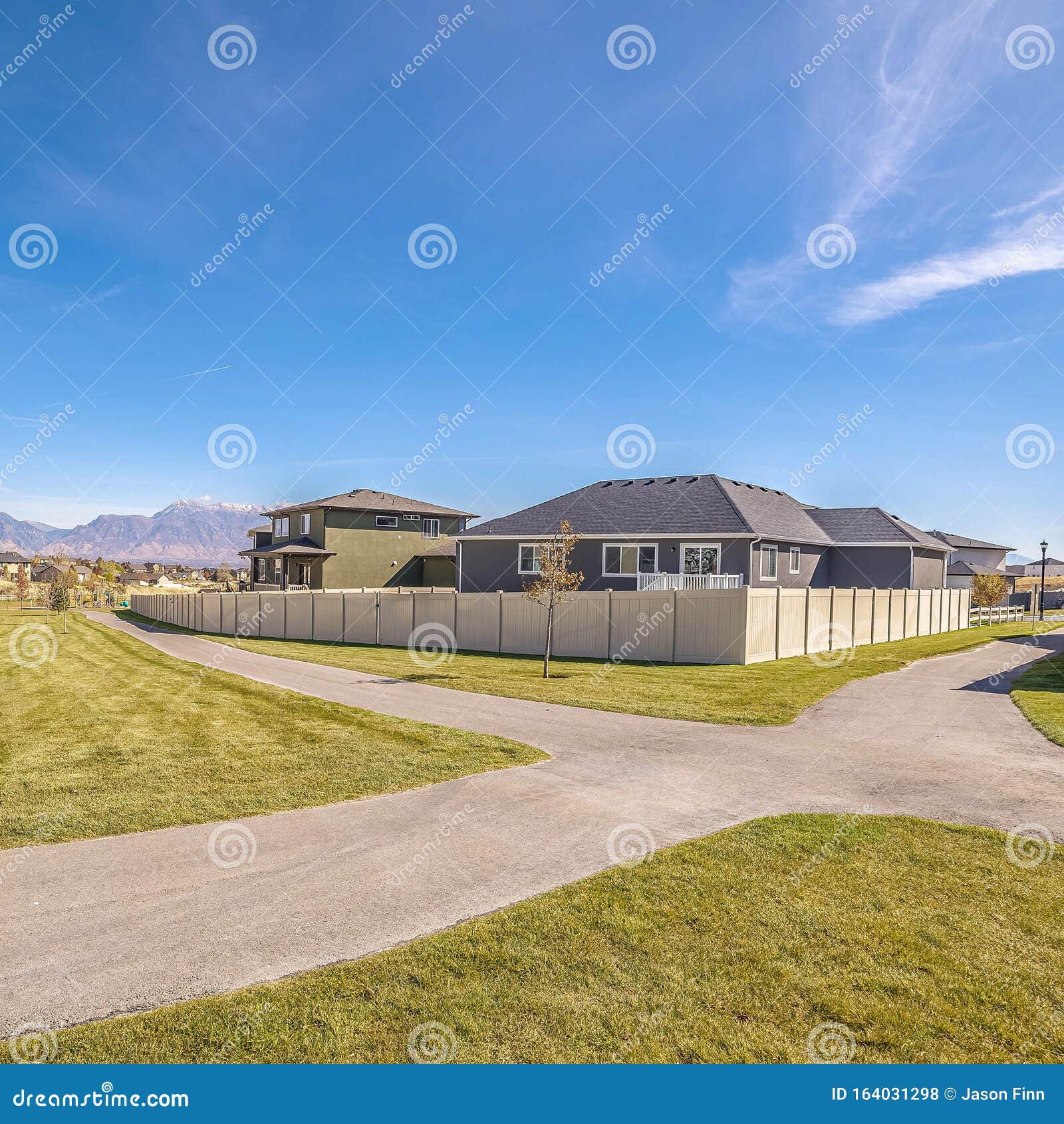 Square Frame Two Intersecting Paved Pedestrian Walkways during Day ...