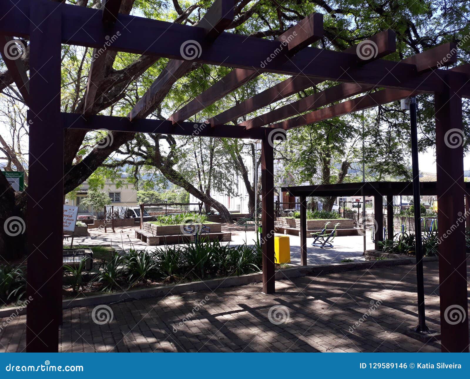 A beautiful square editorial photo. Image of flowers - 129589146