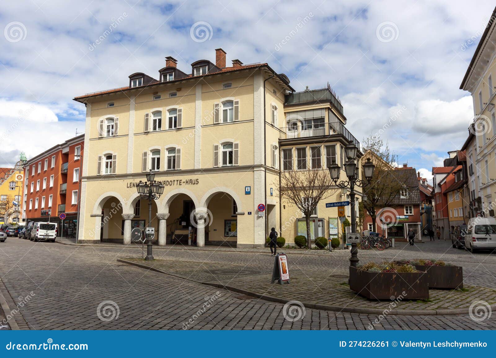 Square at the Inselbahnhof in Lindau, Germany Editorial Photo - Image ...