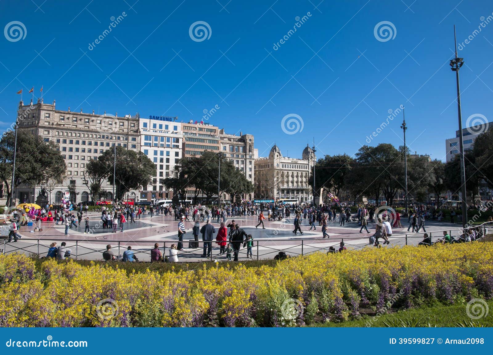 Square Spain in Barcelona editorial photography. Image of travel - 39599827