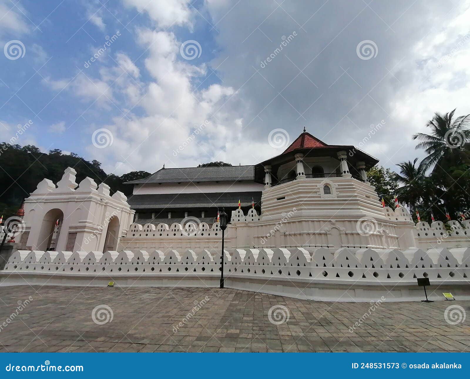 Sri dalada maligawa temple editorial stock photo. Image of temple ...
