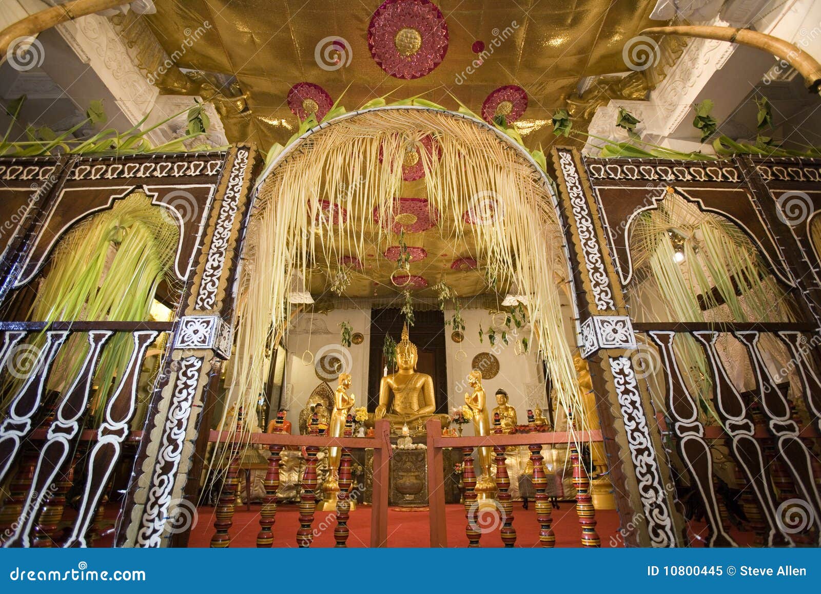 Sri Lanka - Temple of the Tooth Stock Image - Image of holy, travel ...
