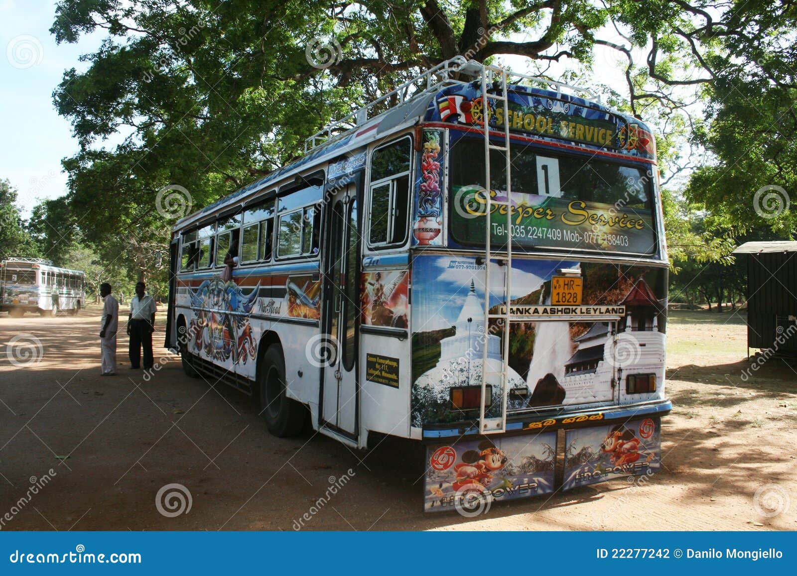Sri lankan bus editorial photography. Image of ceylon - 22277242