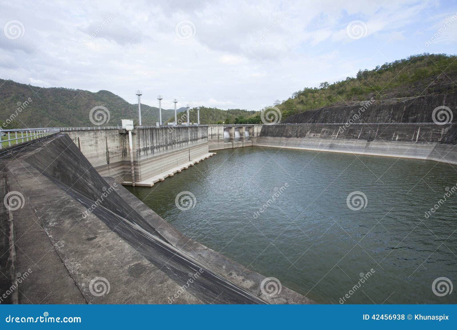 Srinagarind Hydroelectricity Dam Building Below Water Level Stock Photo ...